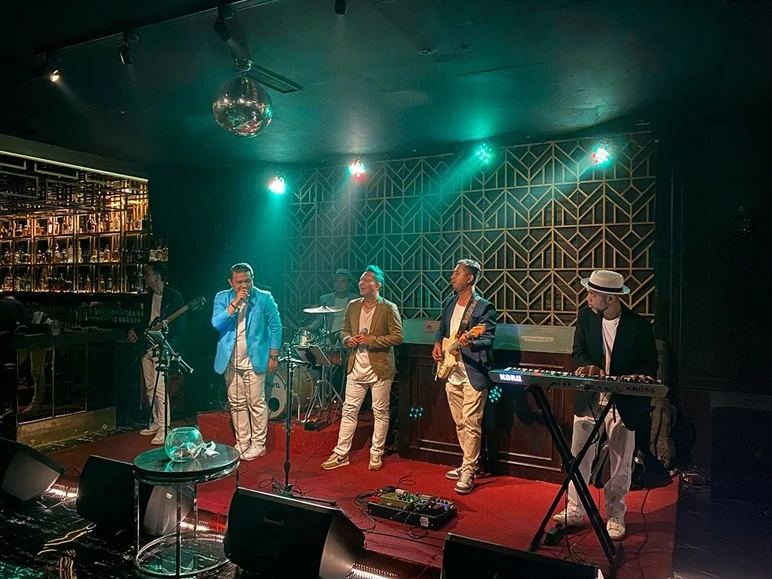 Bali's Best Live Music Spots: Where Beats and Tunes Meet