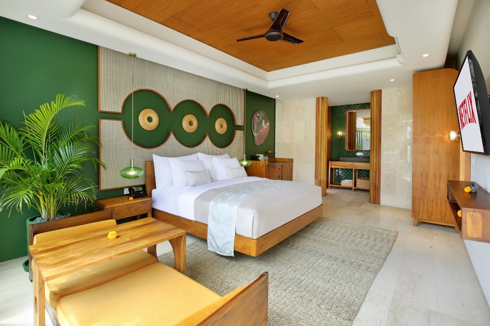 Lovely Stay in a Romantic Place at Villa in Seminyak | What's New Indonesia