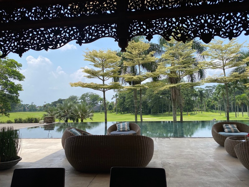 Best Restaurants and Cafes with Golf Views in Surabaya and Around