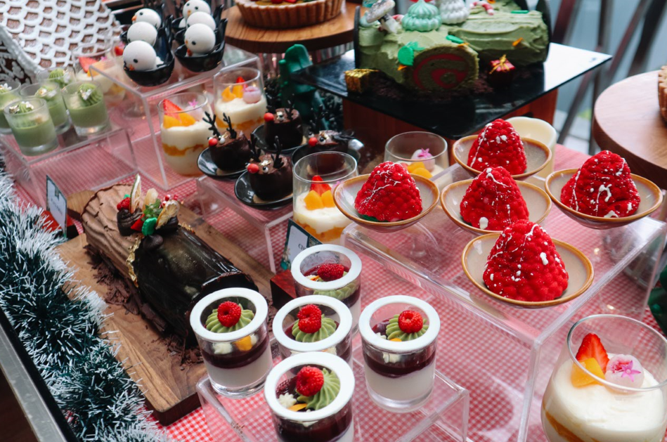 Glistening Christmas Festivity at InterContinental Bandung Dago Pakar ...