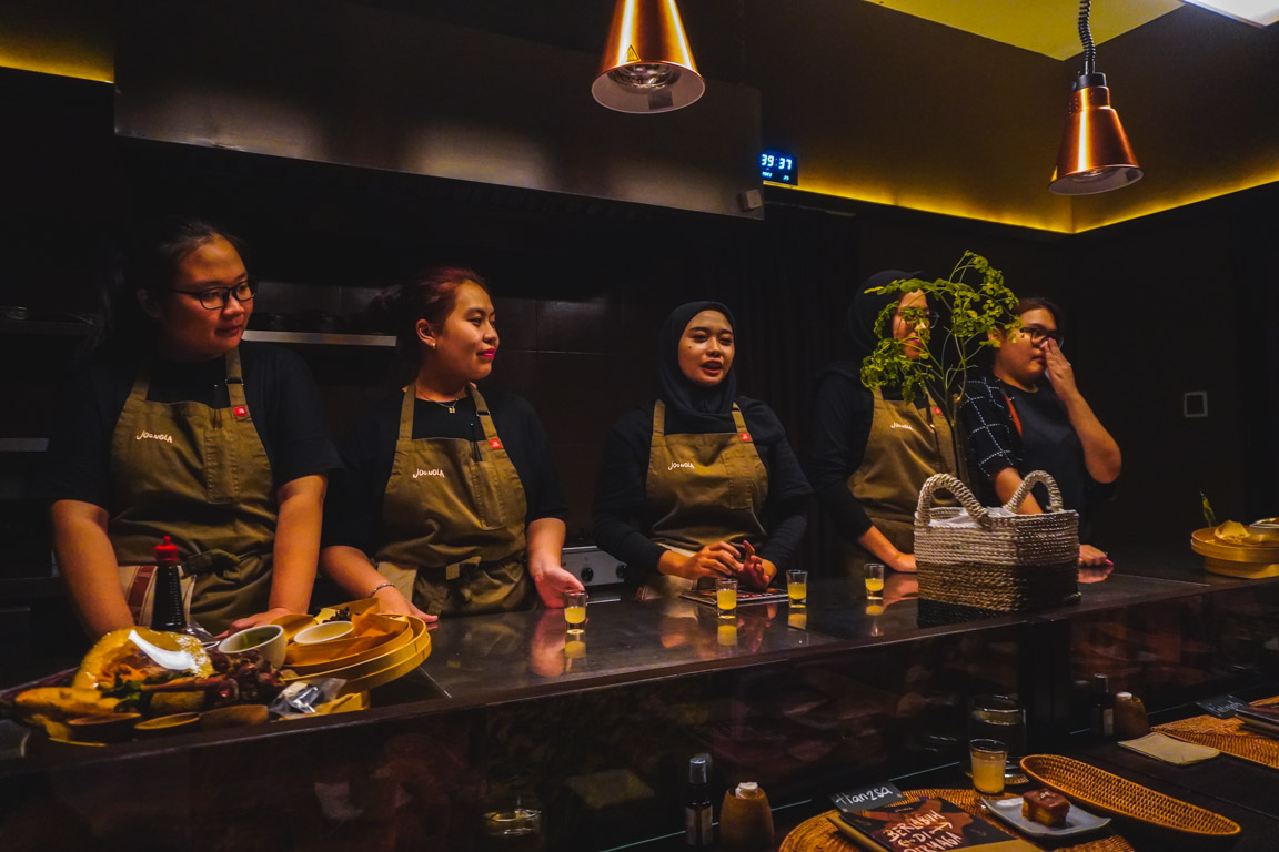 Exploring the Flavors of Sulawesi at Joongla in Bandung | What's New ...