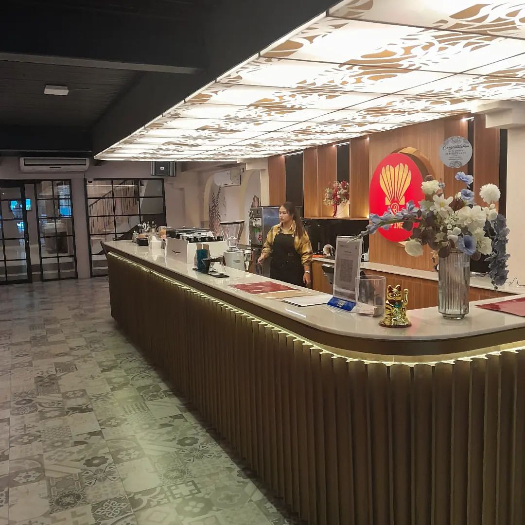 Exploring the Best Cafes on Tunjungan Street Surabaya