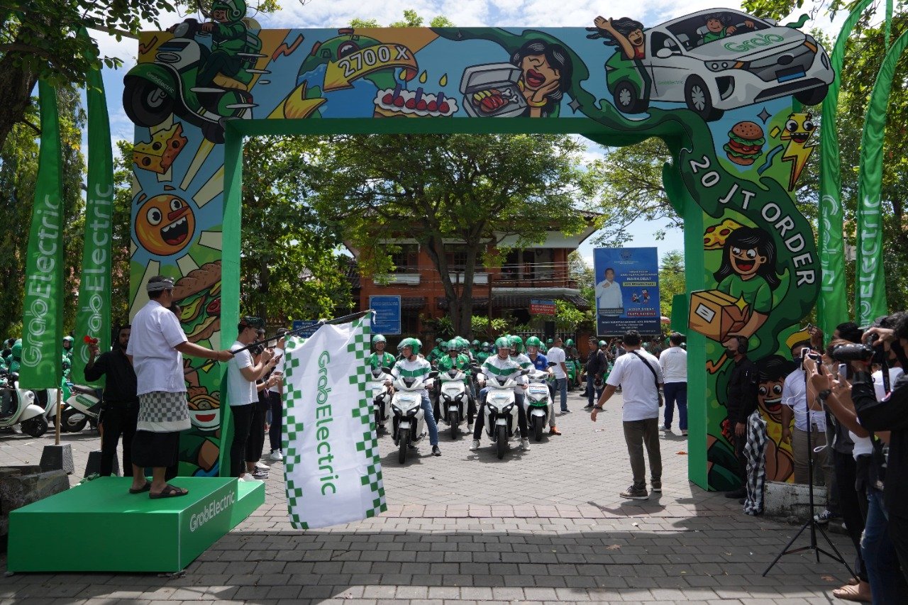 Together with Bali Government and Illustrator Monez, GrabElectric ...